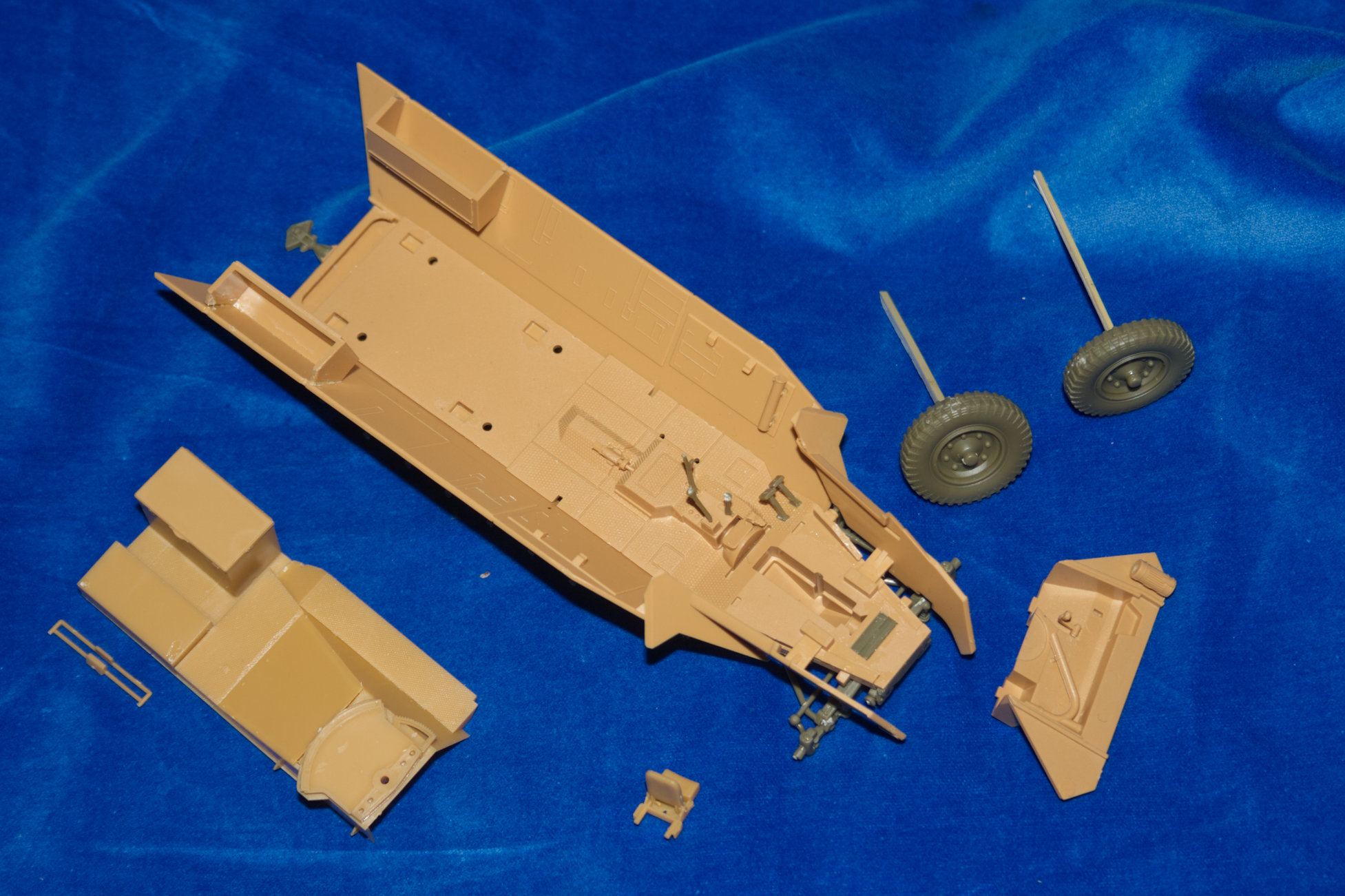 British Stummel, 1/35 AFV Club - Armoured Cars and Halftracks GB ...